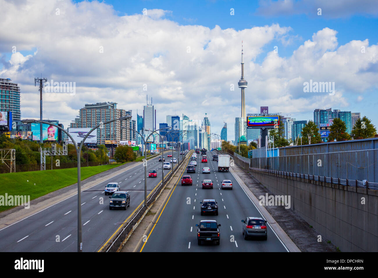 Road in toronto hi-res stock photography and images - Alamy