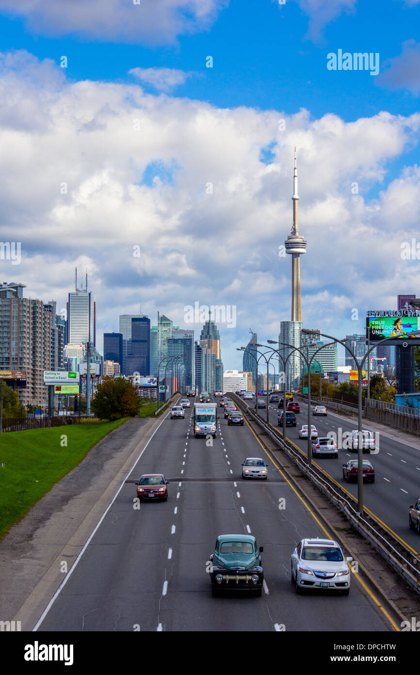 Downtown toronto busy hi-res stock photography and images - Alamy