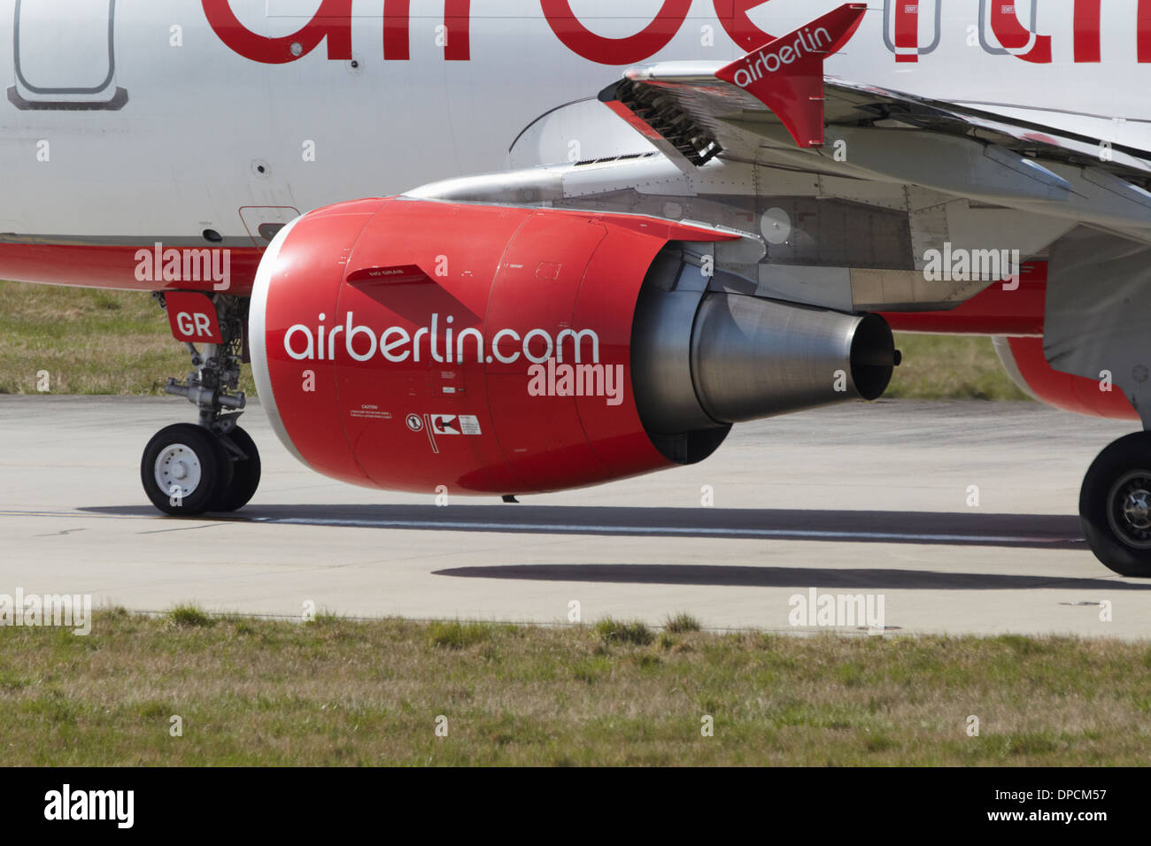 Airbus 320 Engine High Resolution Stock Photography and Images - Alamy