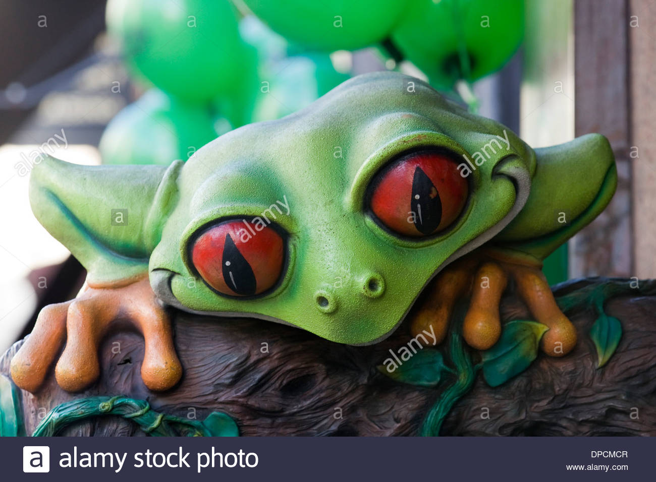 Artistic Frog High Resolution Stock Photography and Images - Alamy