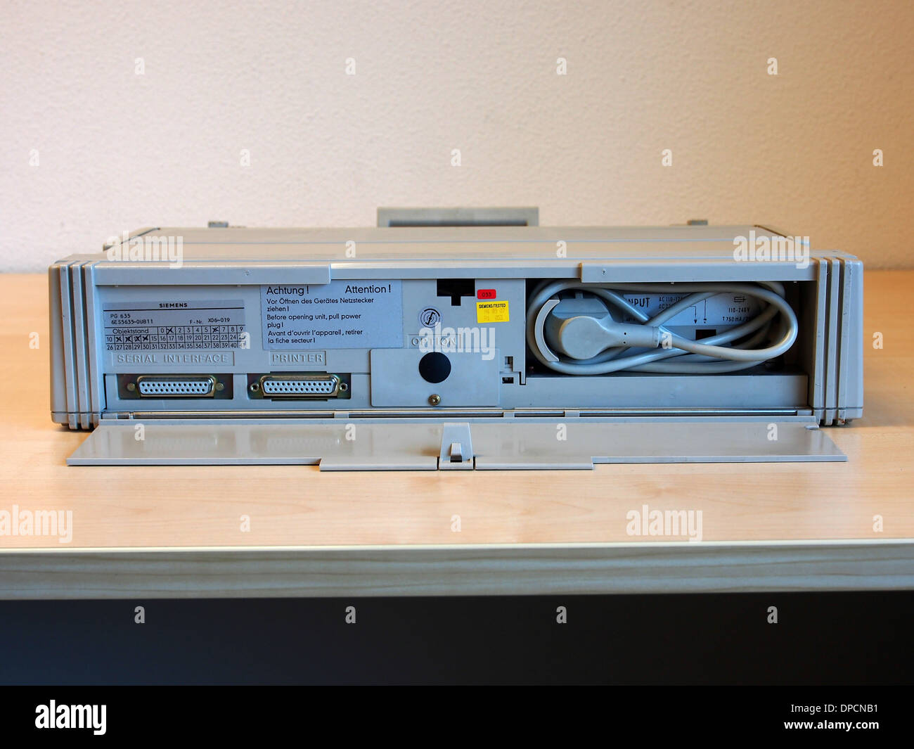 The Siemens Simatic S5 PG 635 is a programmable logic controller (PLC ...