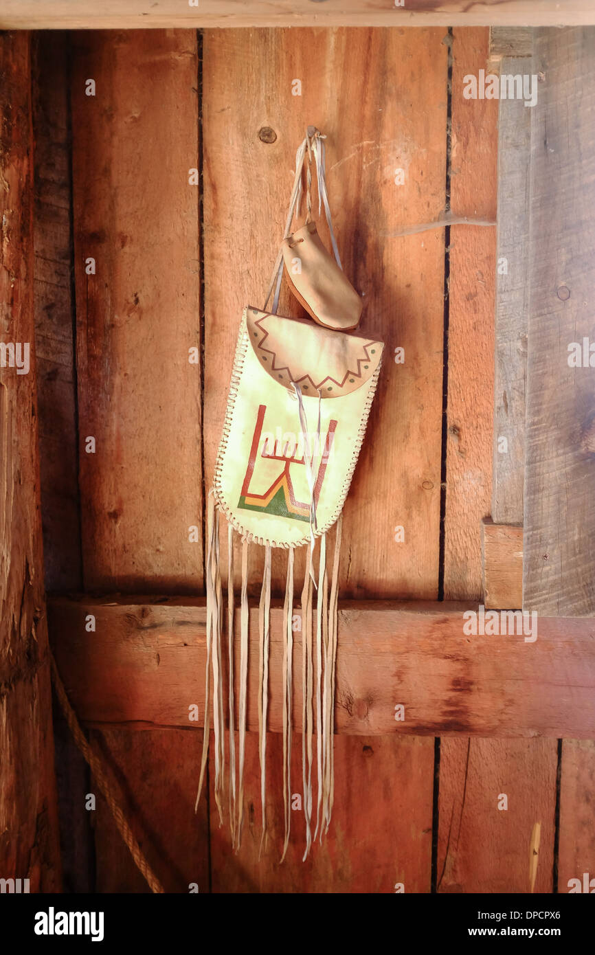 Trappers cabin hi-res stock photography and images - Alamy