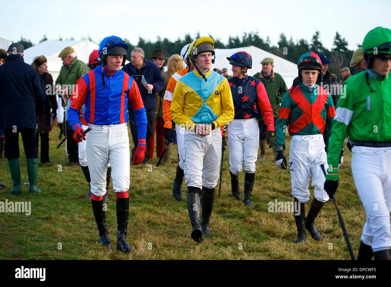 Ampton, Suffolk. Point to Point horse racing from Ampton Racecourse in ...