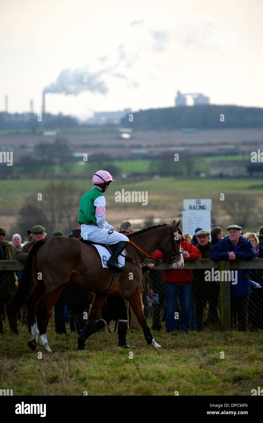 Ampton, Suffolk. Point to Point horse racing from Ampton Racecourse in ...