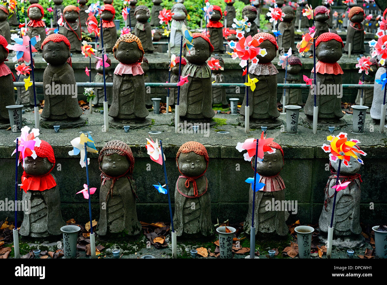 jizo statue statues zozoji Bodhisattva grief grieving memorial ...