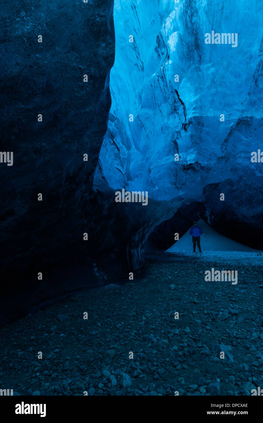 Vatnajökull glacier ice cave hi-res stock photography and images - Alamy