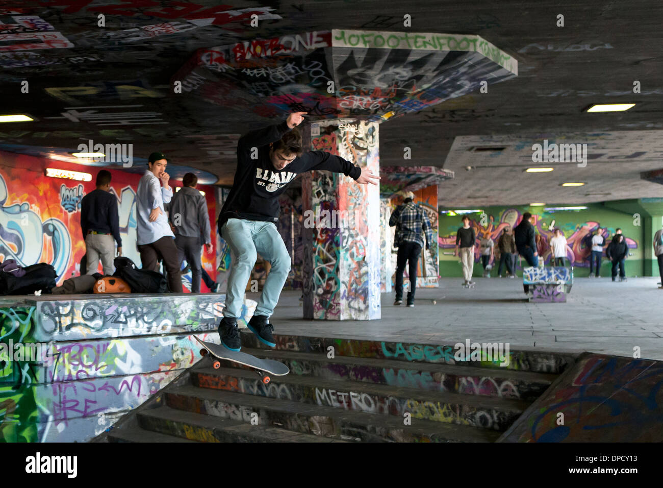 Skateboarder at the Southbank Skatepark, London, UK Stock Photo - Alamy