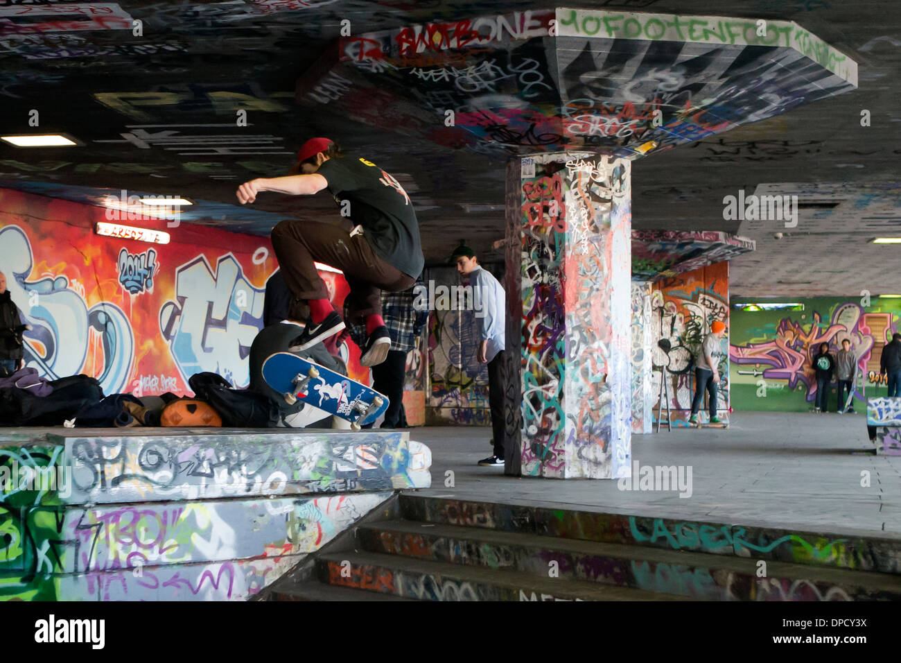 Skateboarder at the Southbank Skatepark, London, UK Stock Photo - Alamy