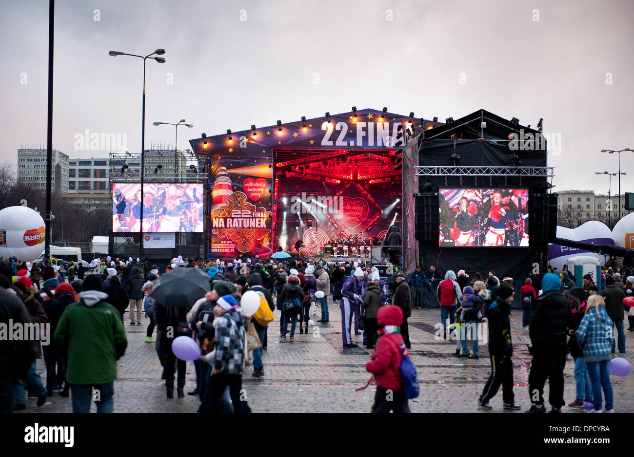 Concert scene on 22nd GOCC Final day Stock Photo - Alamy