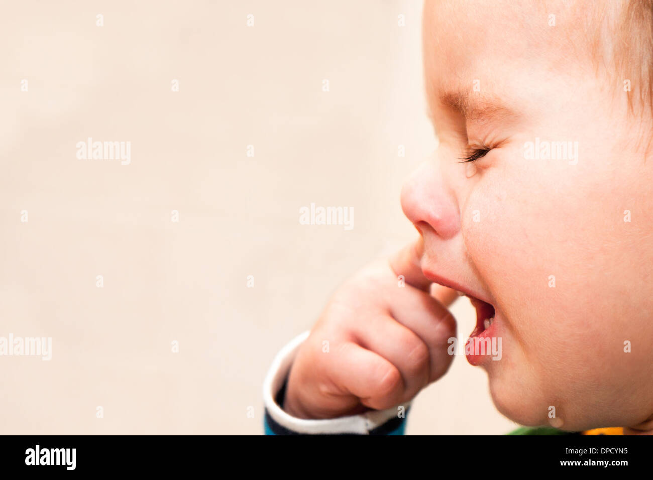 Scared crying baby hi-res stock photography and images - Alamy