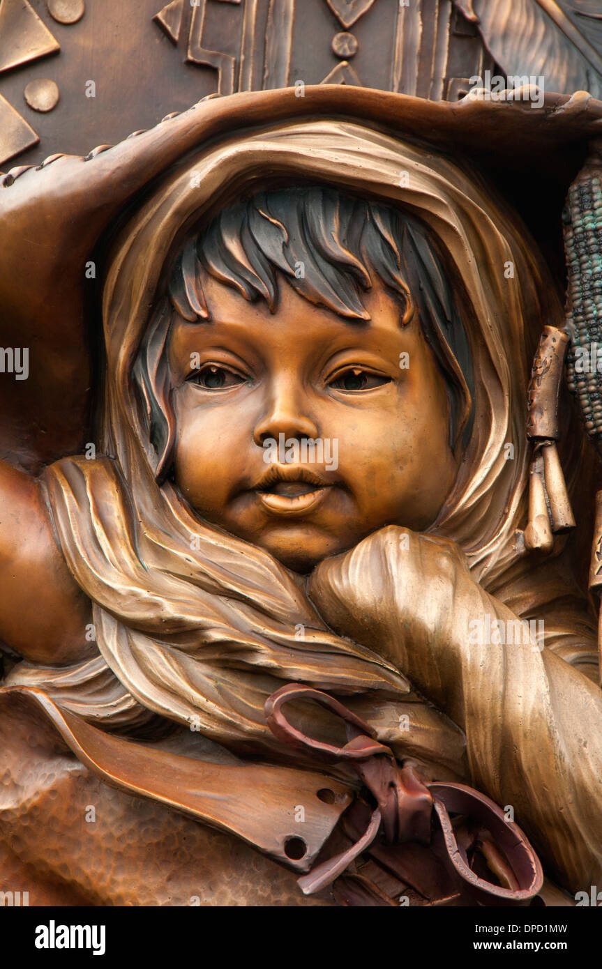 Sacagawea statue, Cascade Locks Marine Park, Cascade Locks, Columbia ...