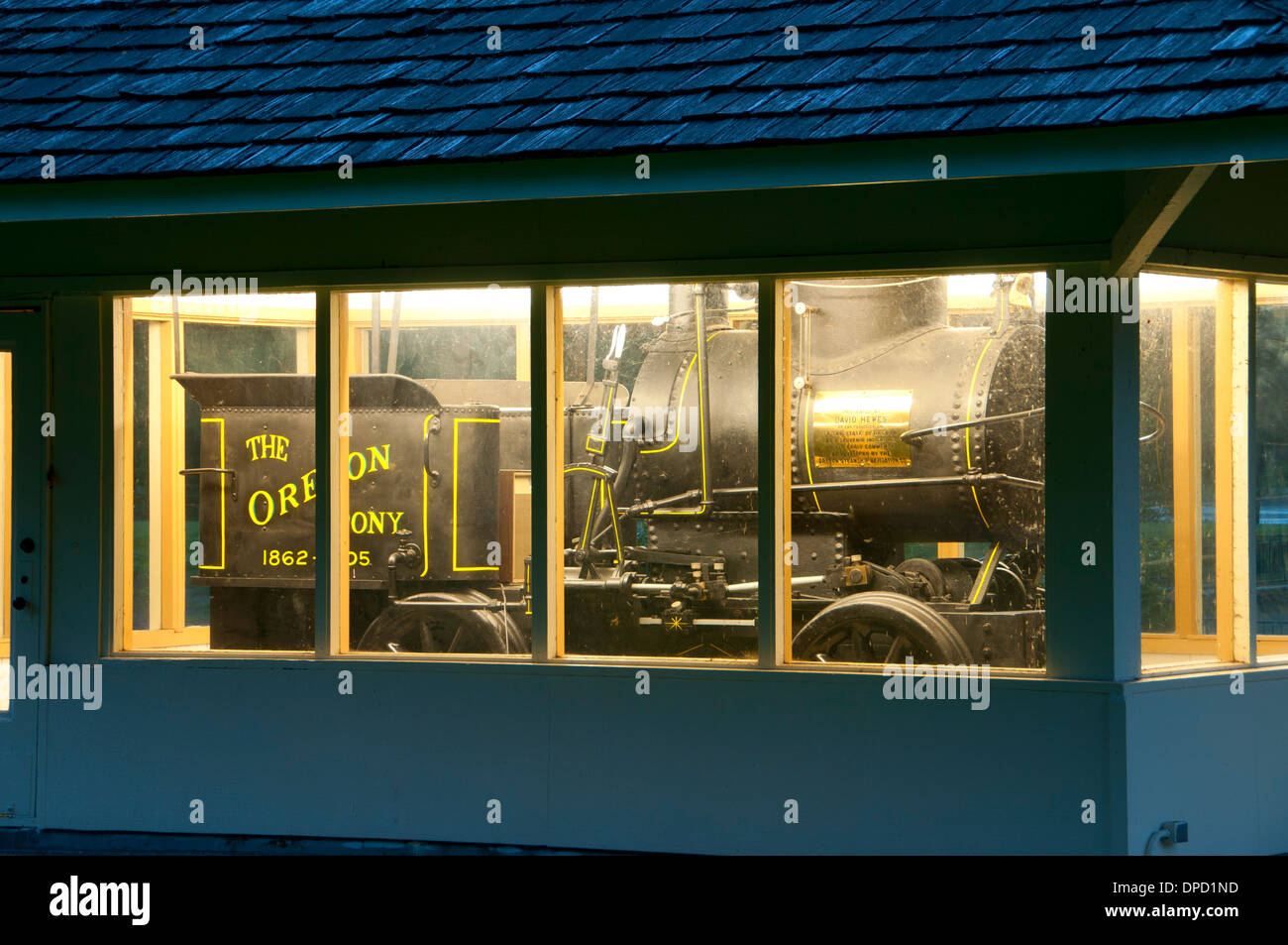 The Oregon Pony train engine, Cascade Locks Marine Park, Cascade Locks ...