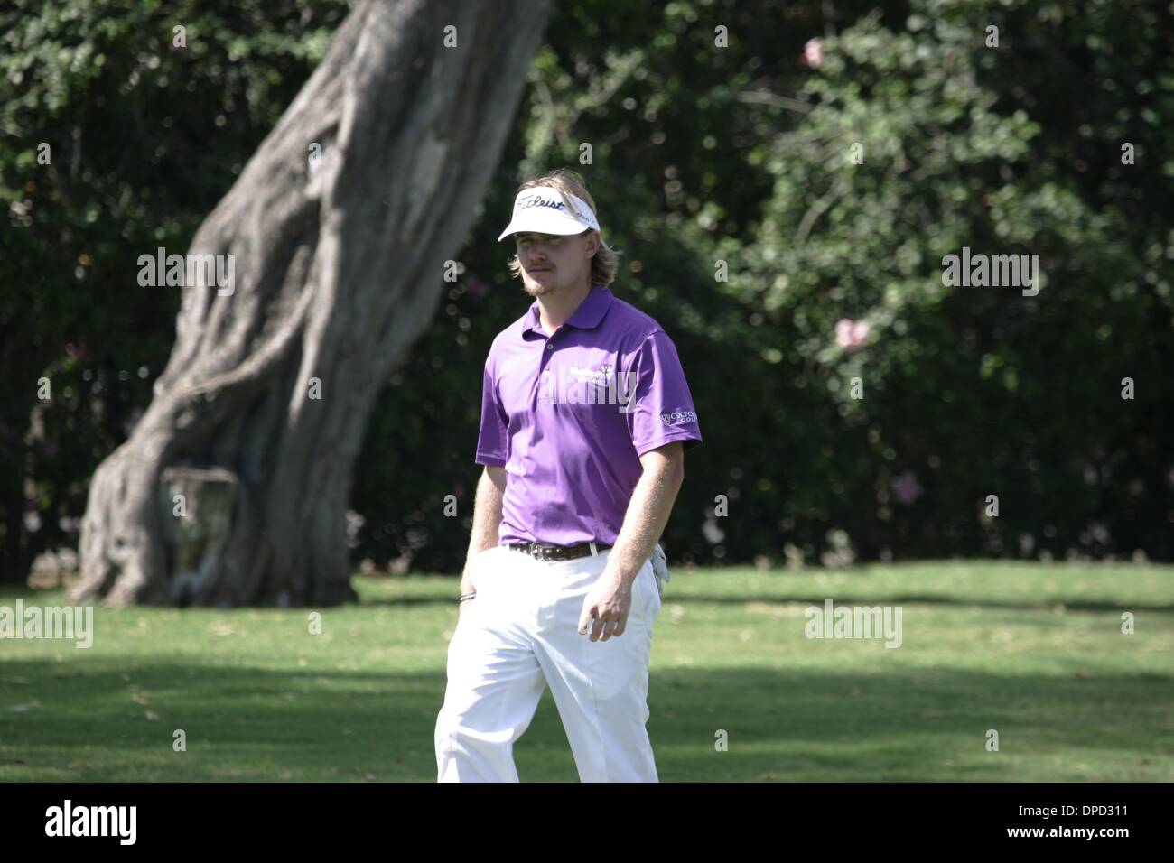 Honolulu, Hawaii, USA. 12th Jan, 2014. January 12, 2014: John Peterson ...