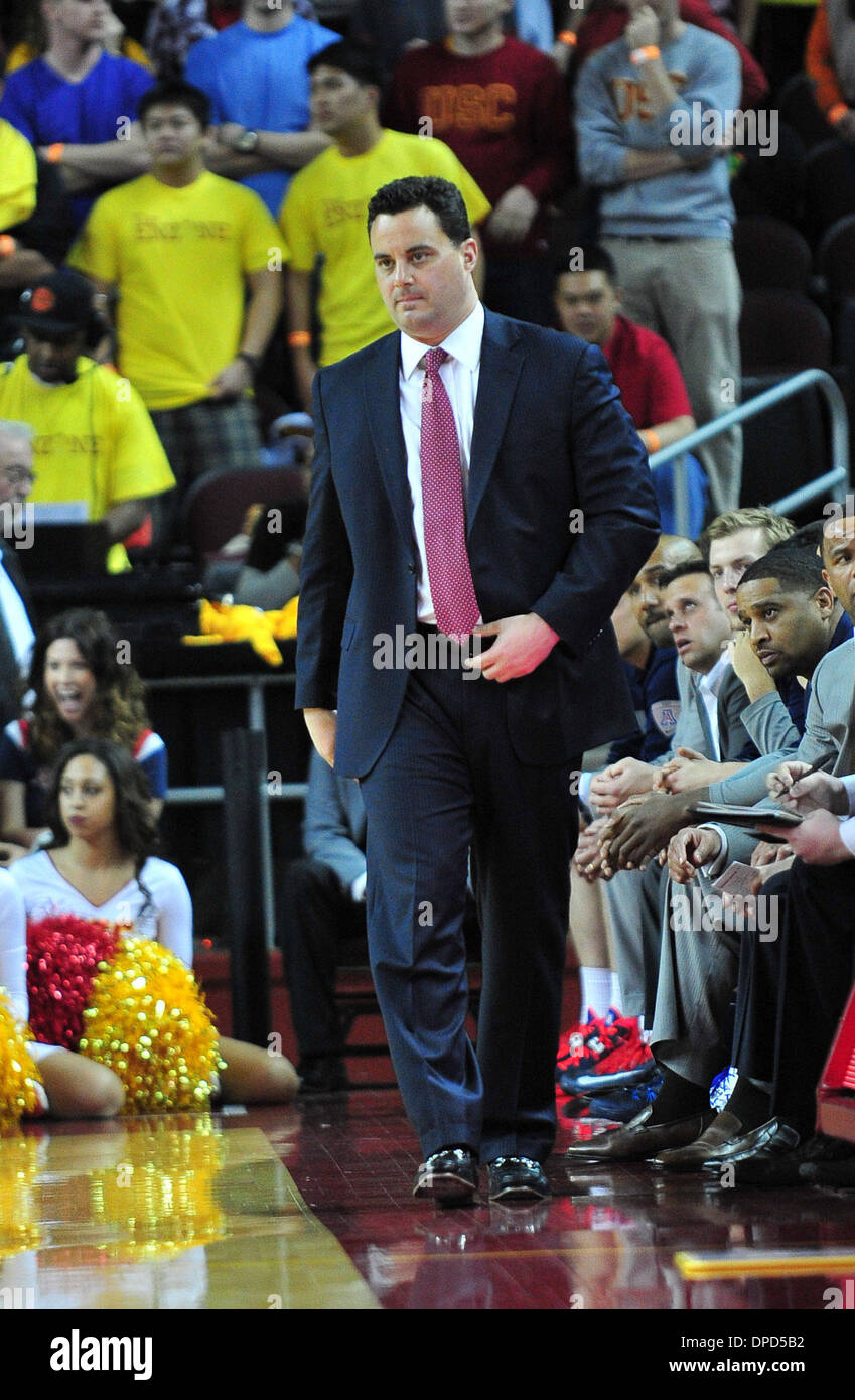 Arizona wildcats mens basketball hi-res stock photography and images ...