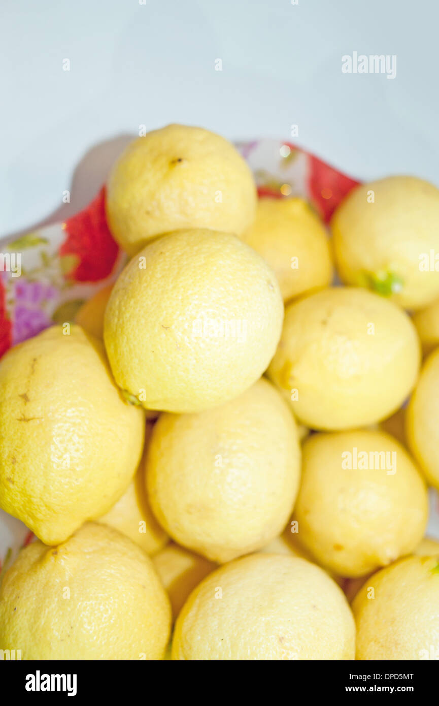 Yellow sugar hi-res stock photography and images - Alamy