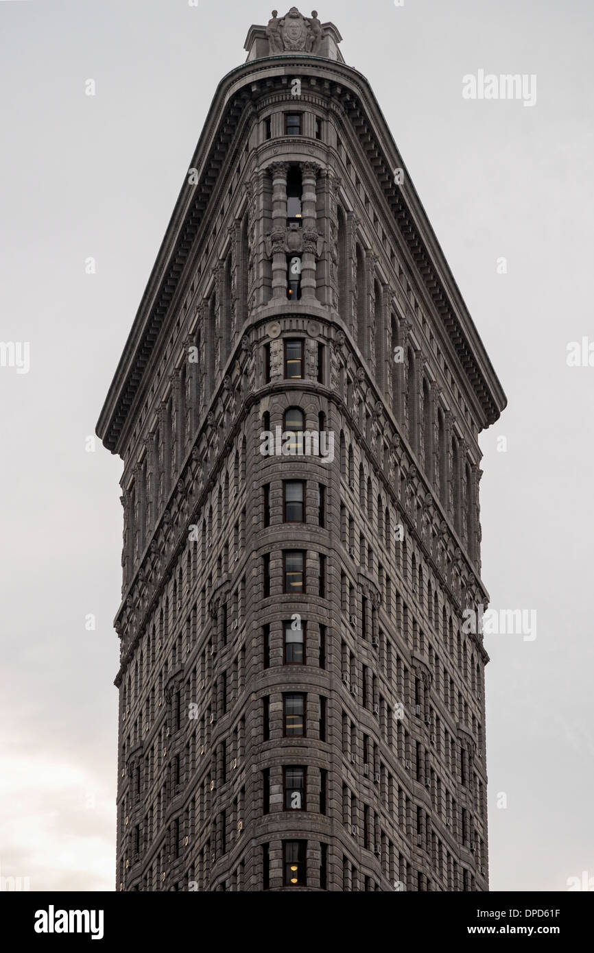 Palazzo ave hi-res stock photography and images - Alamy