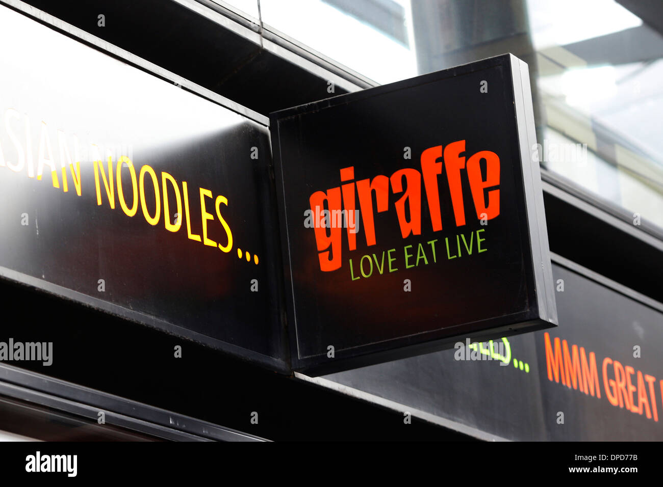 Giraffe restaurant hi-res stock photography and images - Alamy