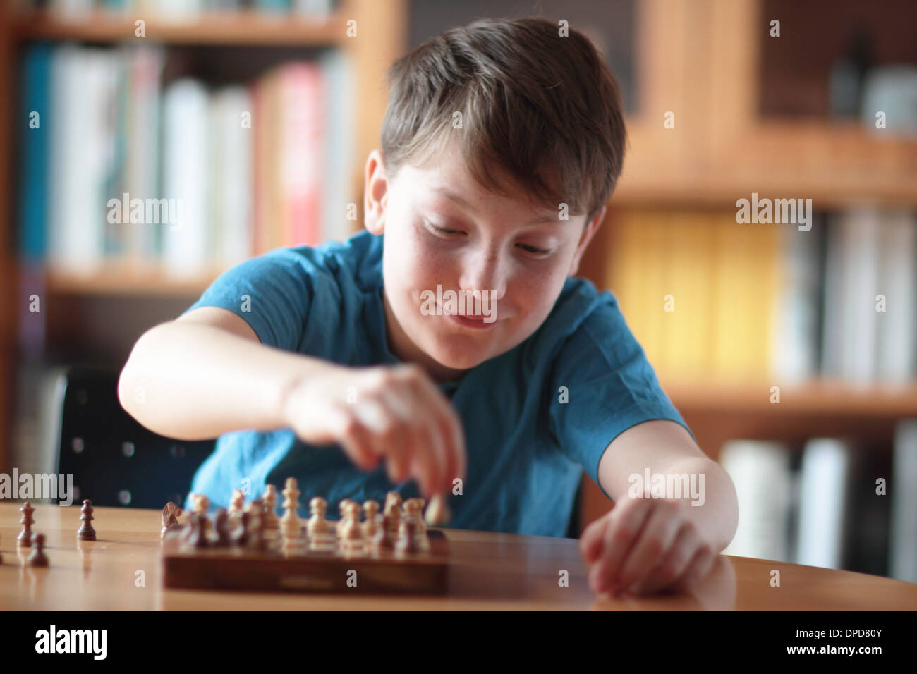 Playing sport at home hi-res stock photography and images - Alamy