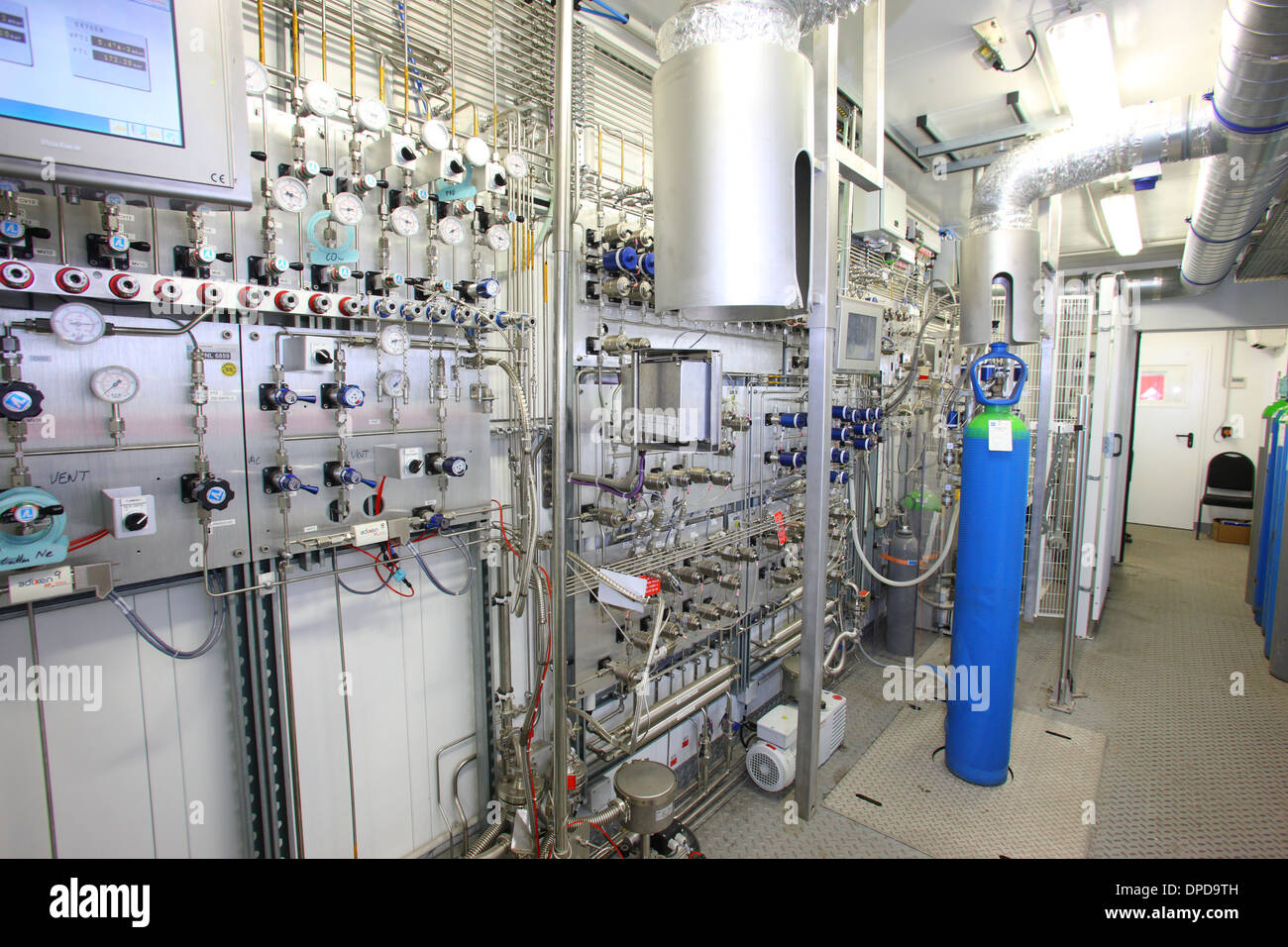 Gas Cylinder Industry Stock Photo - Alamy