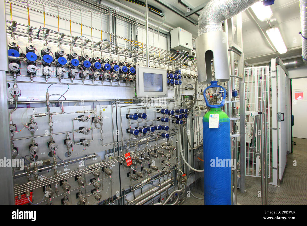 Gas Cylinder Industry Stock Photo - Alamy