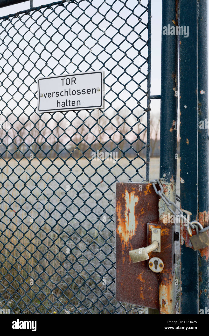 Harbor sign hi-res stock photography and images - Alamy