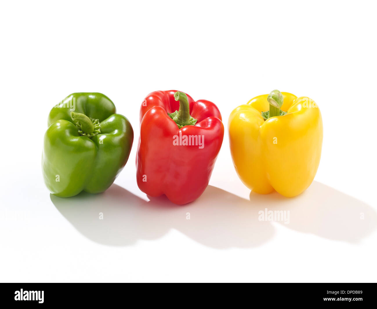 Bell peppers in a row hi-res stock photography and images - Alamy