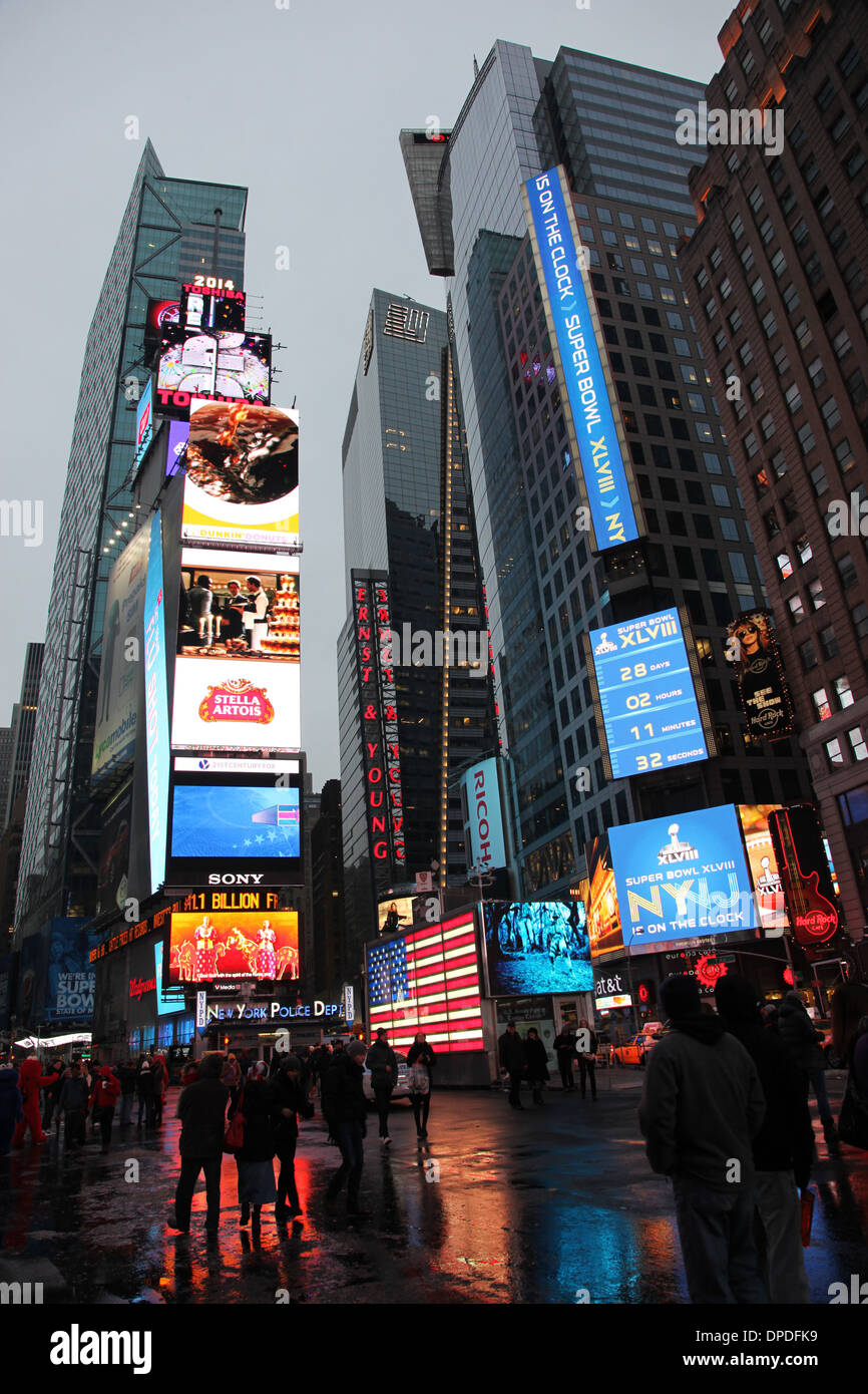 Times Square New York Stock Photo - Alamy