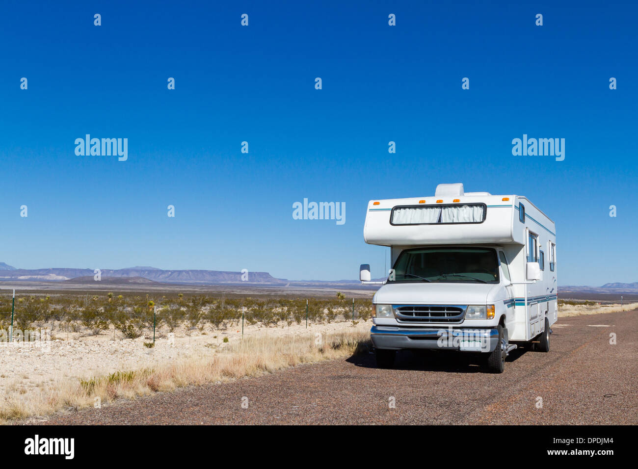 Class C motorohome in the desert Stock Photo - Alamy