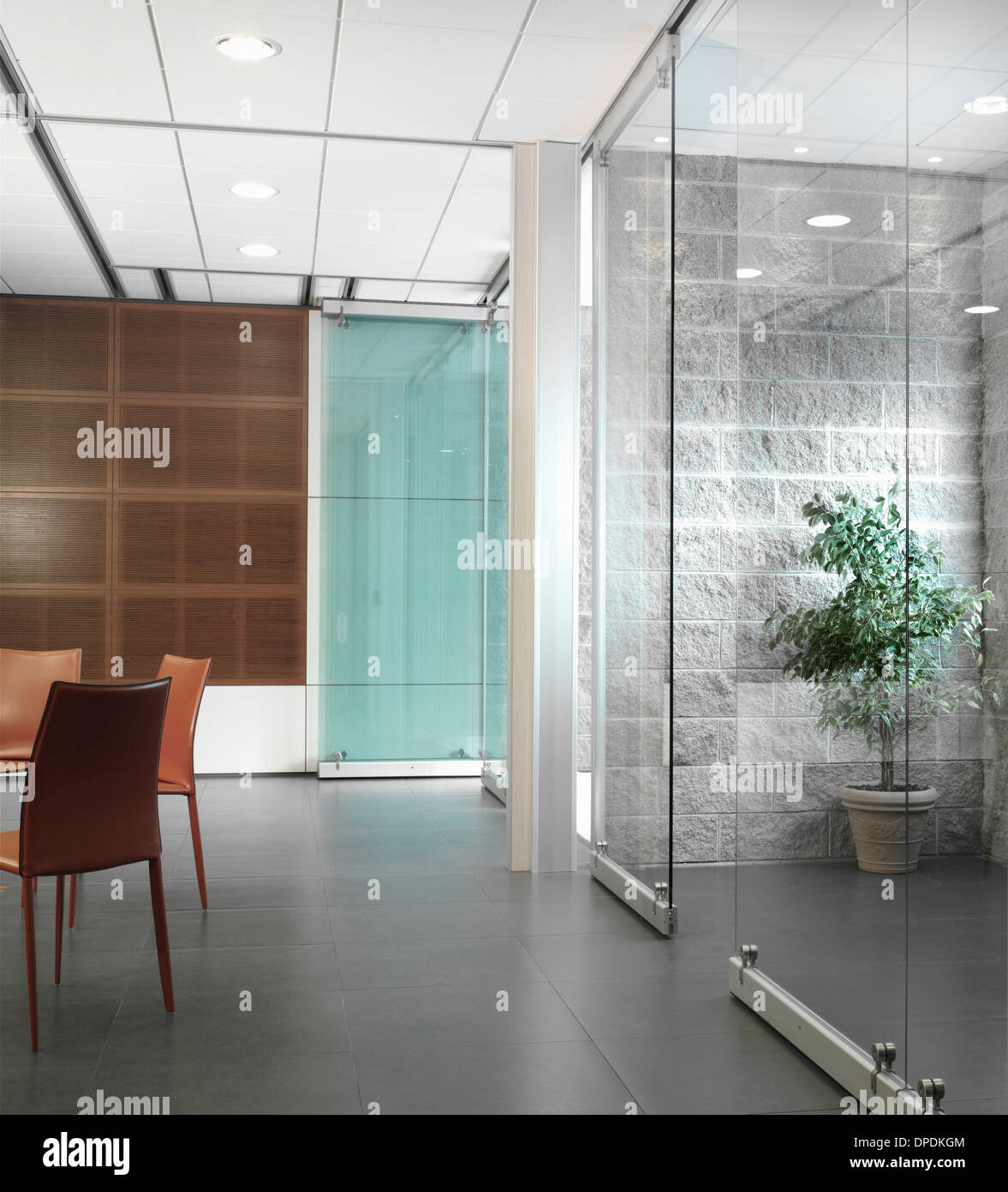 Modern office designs hi-res stock photography and images - Alamy
