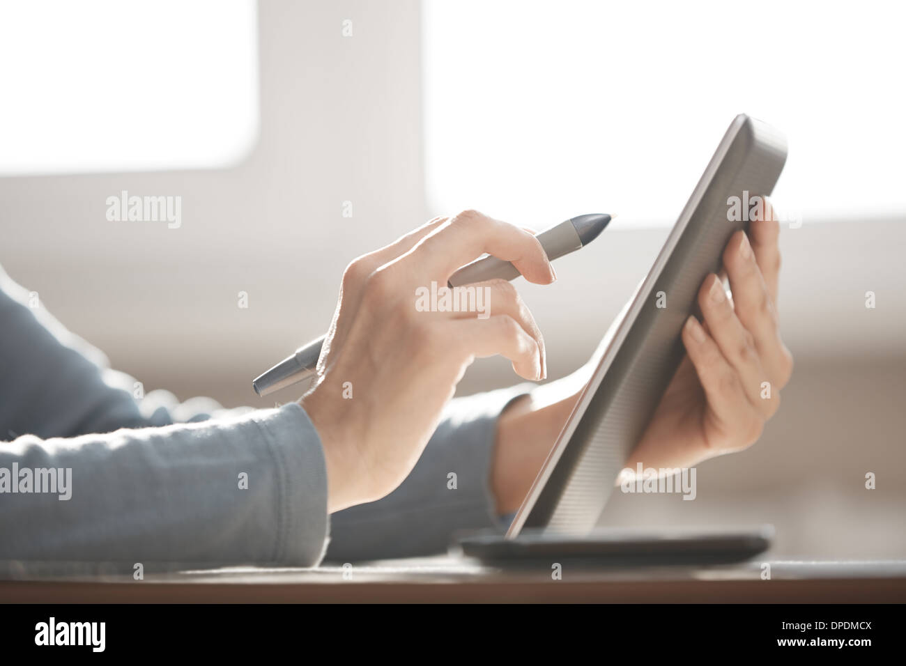 Computer tablet stylus close up hi-res stock photography and images - Alamy