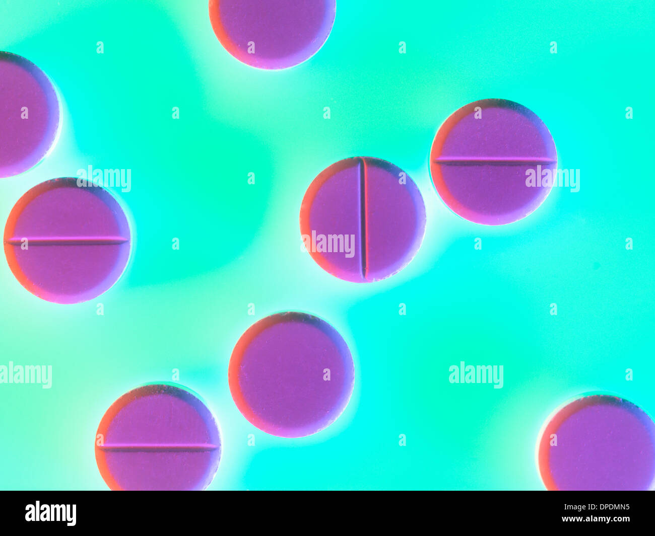 Violet tablets hi-res stock photography and images - Alamy