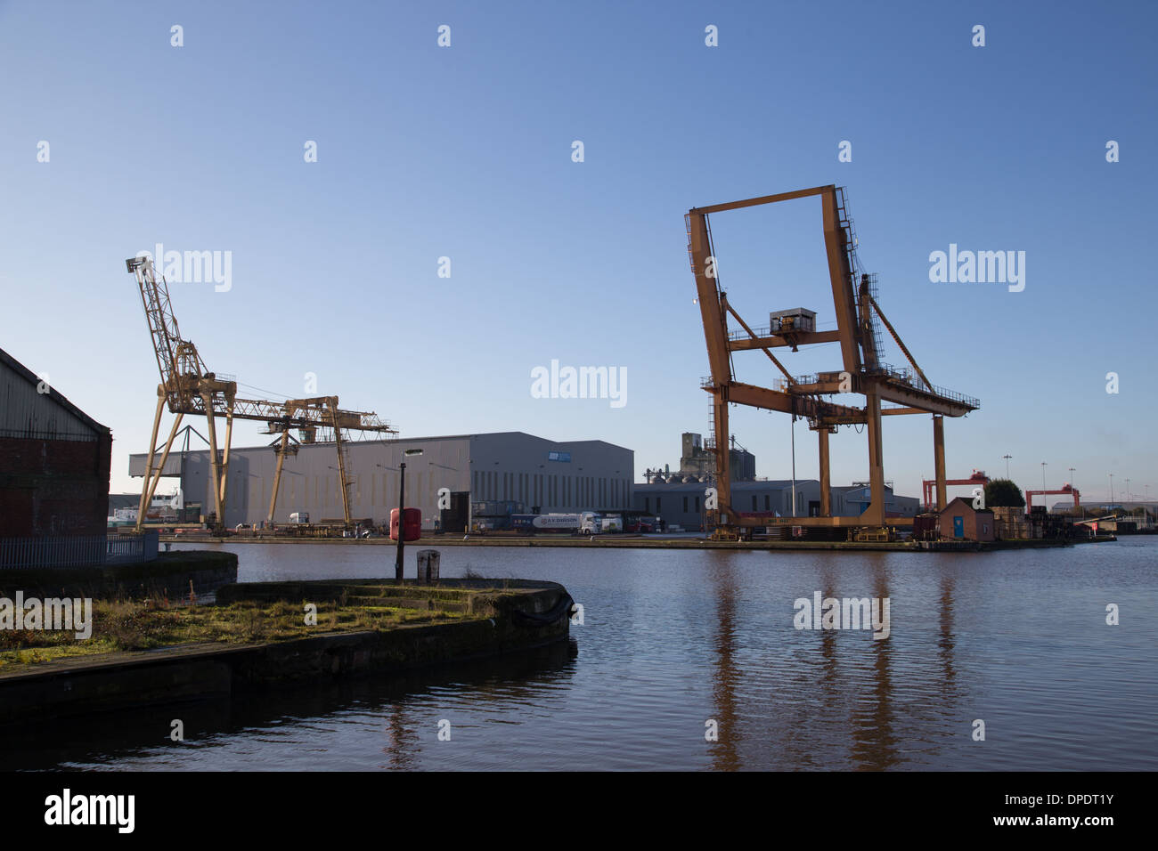 Goole hi-res stock photography and images - Alamy