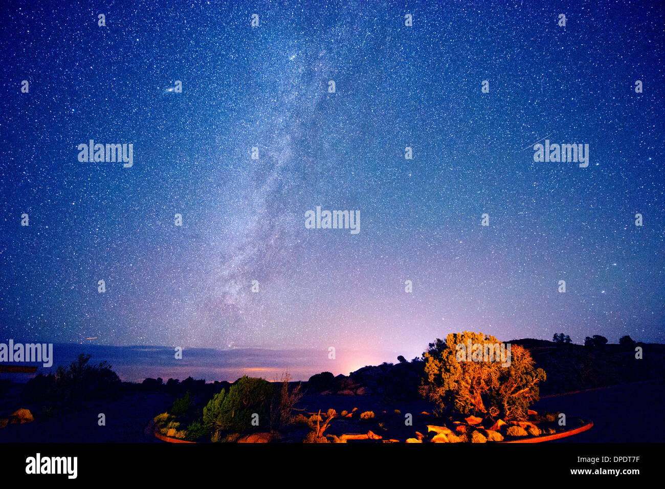 Stars in night sky hi-res stock photography and images - Alamy