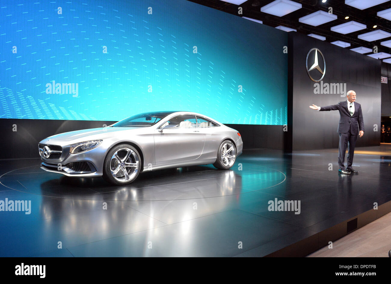 Mercedes benz s class coupe hi-res stock photography and images - Alamy