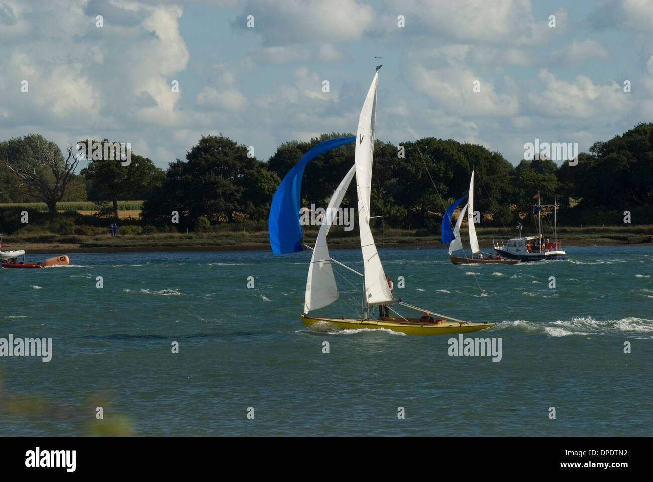 Dingys hi-res stock photography and images - Alamy