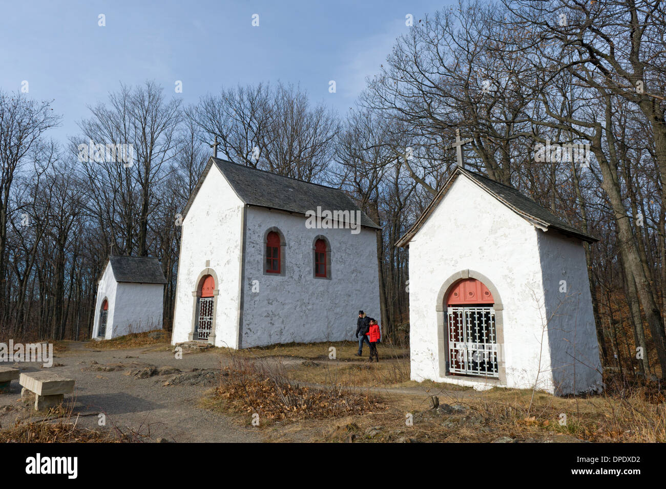 Small chapels situated on Oka's calvaire, a way of cross built between ...