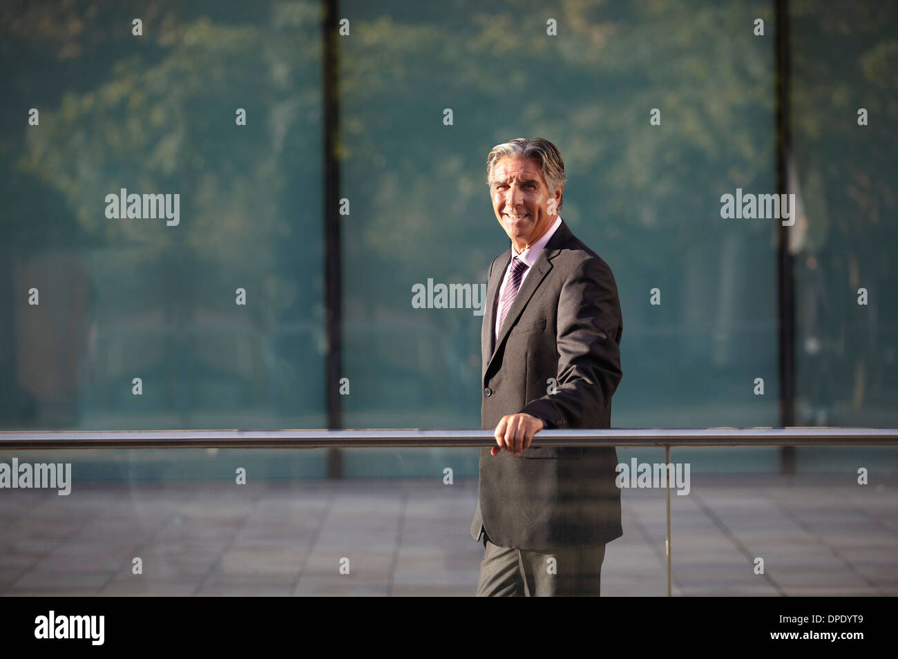 Railing color hi-res stock photography and images - Alamy