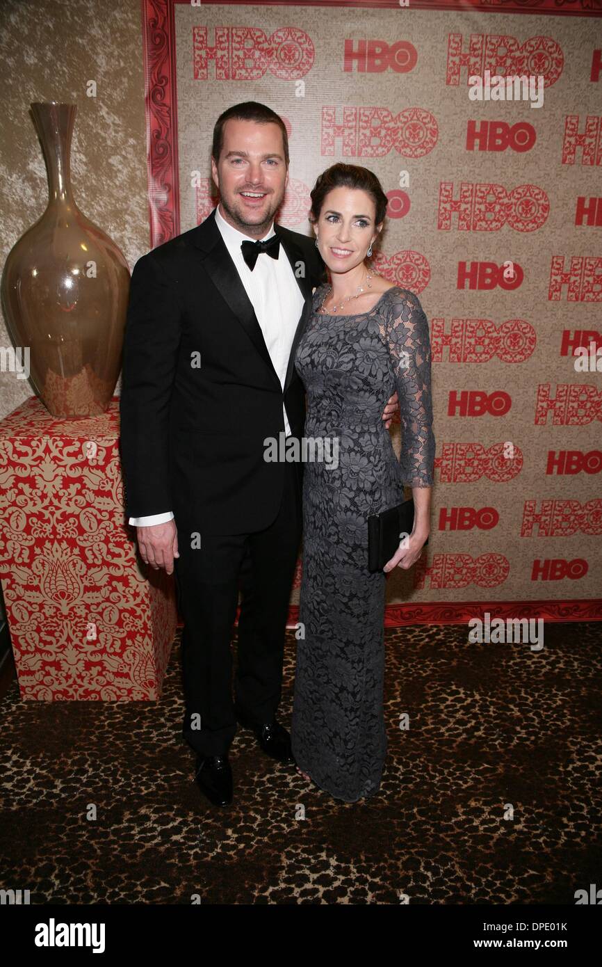 Chris o'donnell caroline fentress hi-res stock photography and images ...