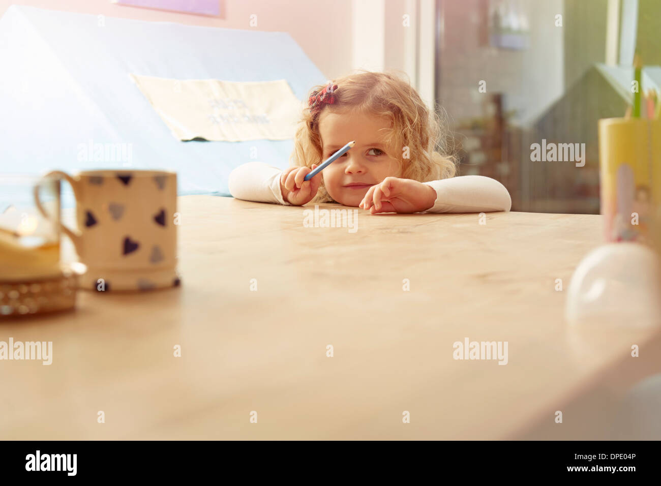 Leaning forward table hi-res stock photography and images - Alamy