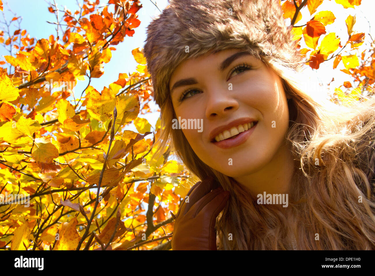 Beautiful young woman in fall hi-res stock photography and images - Alamy