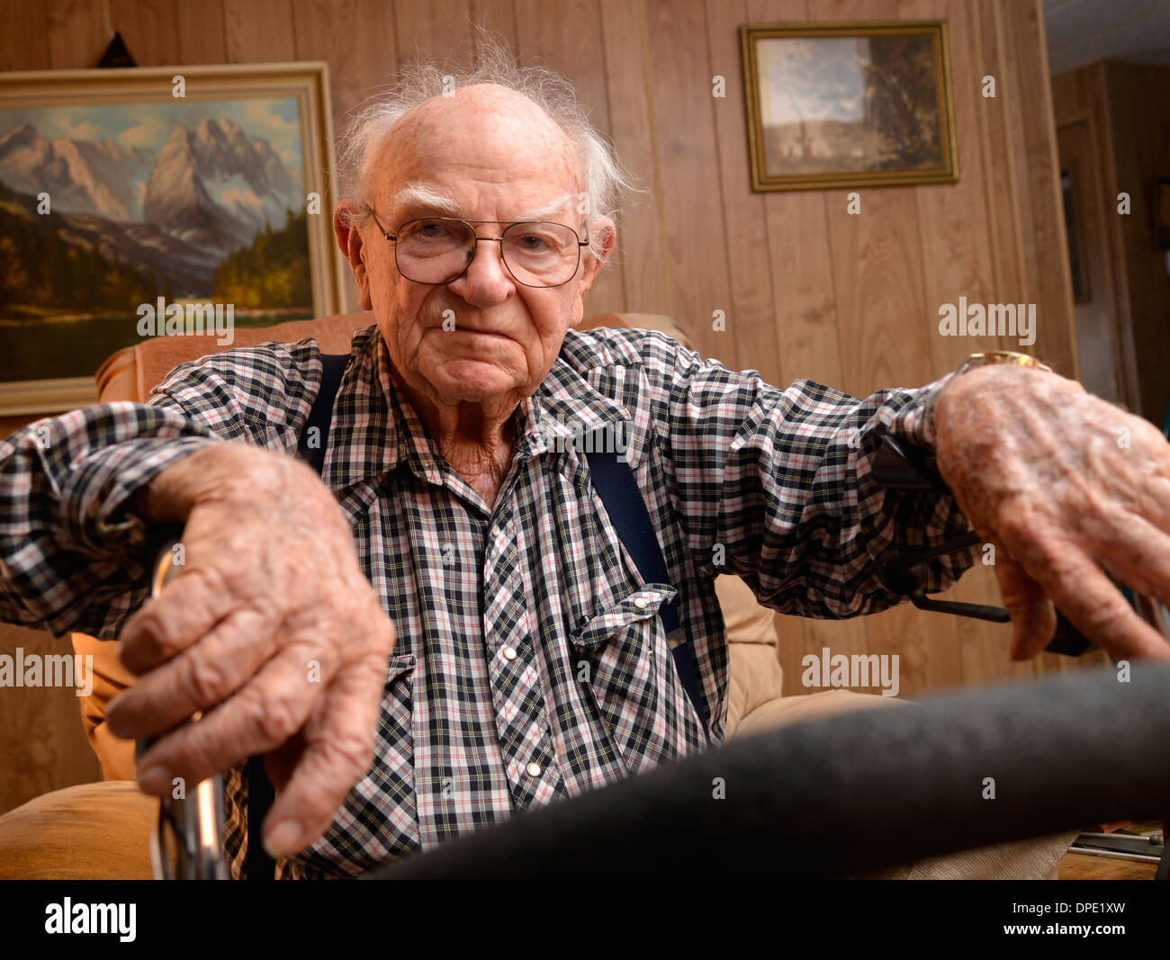 An elderly man of 93 years hi-res stock photography and images - Alamy