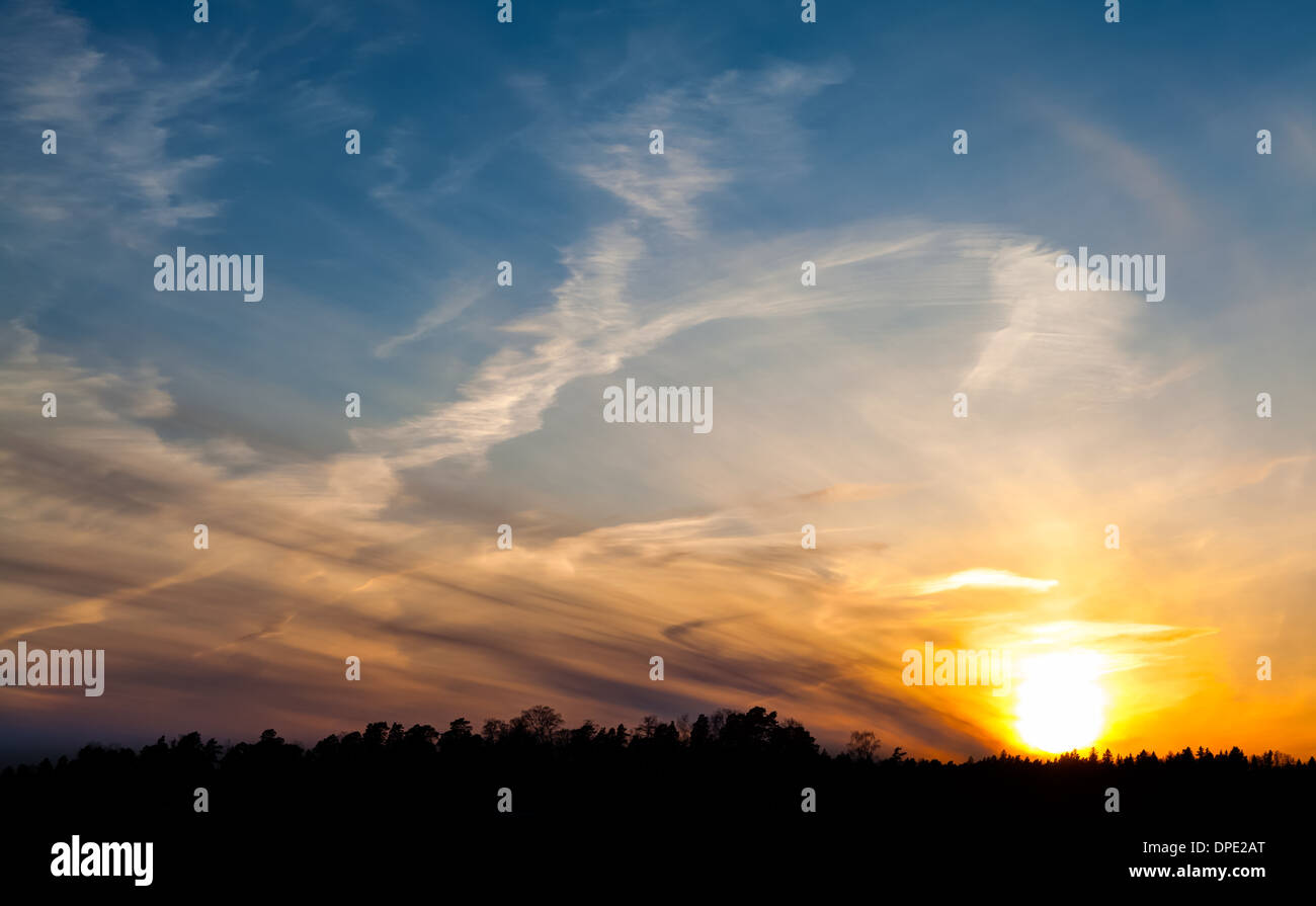Dim sky hi-res stock photography and images - Alamy