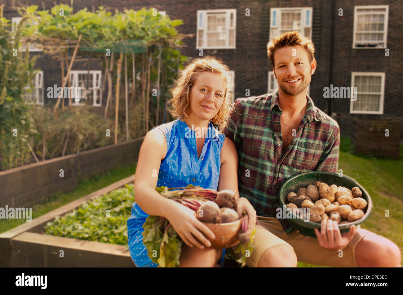 Council housing estate young people hi-res stock photography and images ...