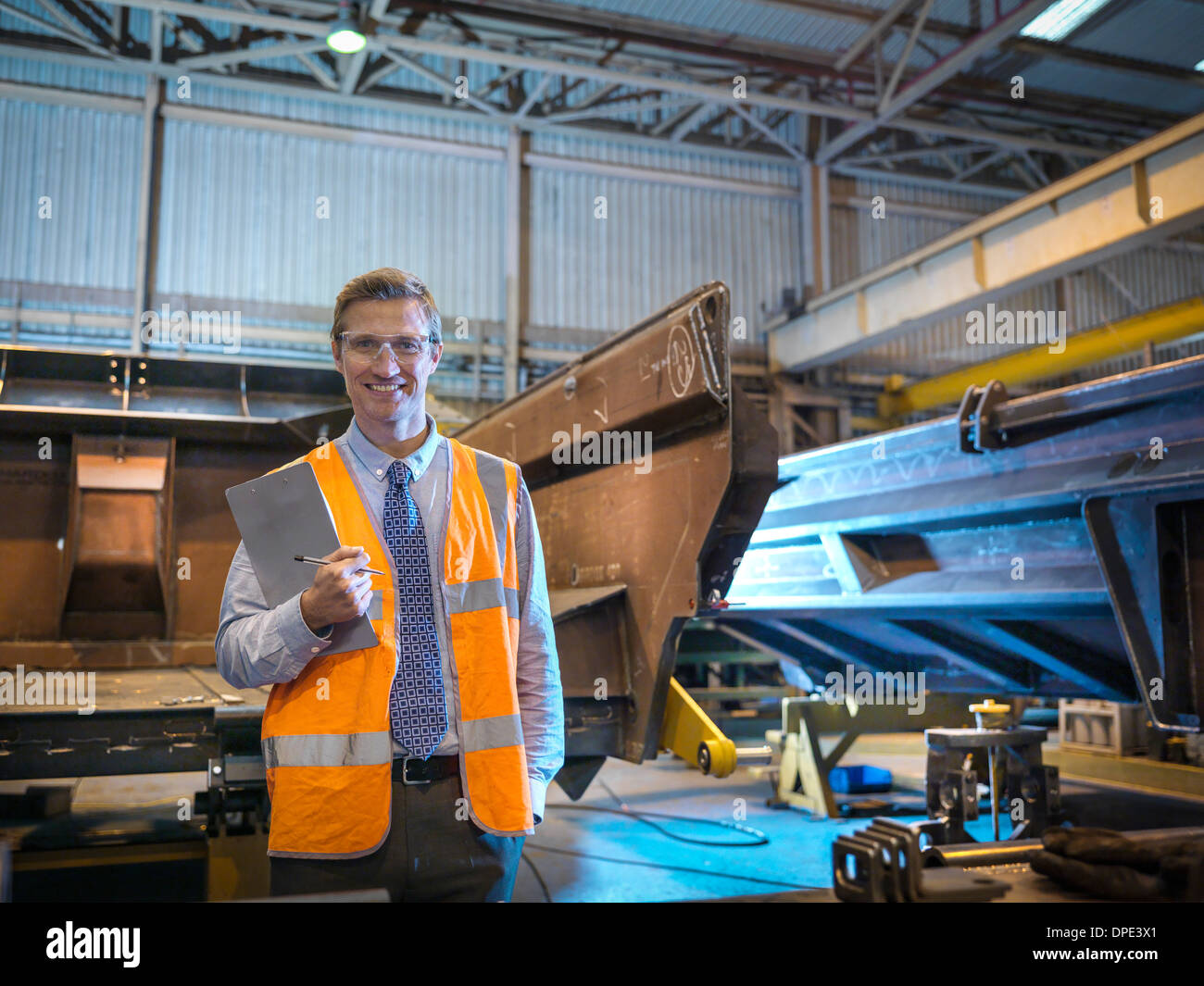 Man in high visibility vest hi-res stock photography and images - Alamy