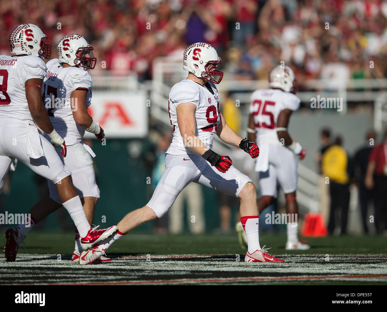 Linebacker trent murphy 93 stanford hi-res stock photography and images ...