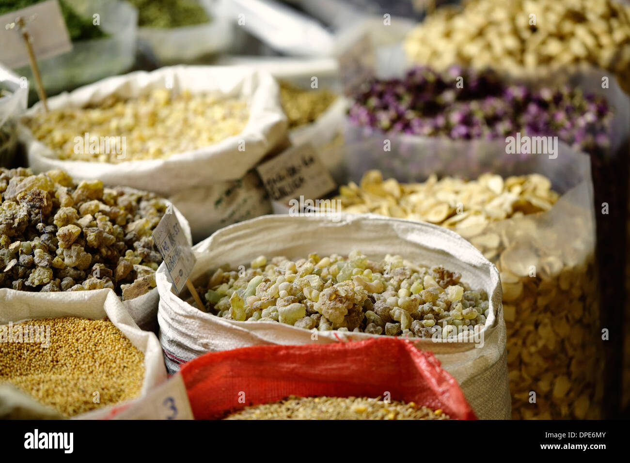 Qatar souk waqif incense hi-res stock photography and images - Alamy