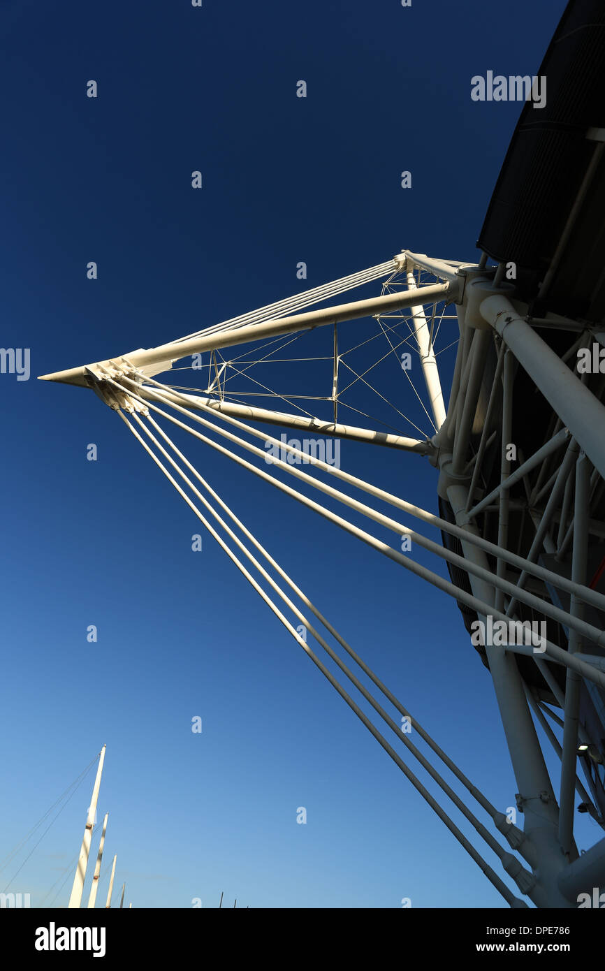 The Millennium Stadium (Welsh: Stadiwm y Mileniwm) in Cardiff is the ...