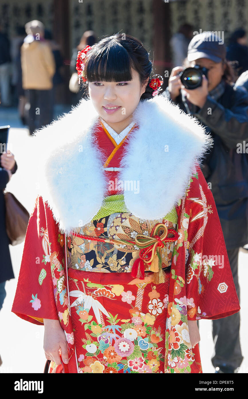 Seijin shiki hi-res stock photography and images - Alamy