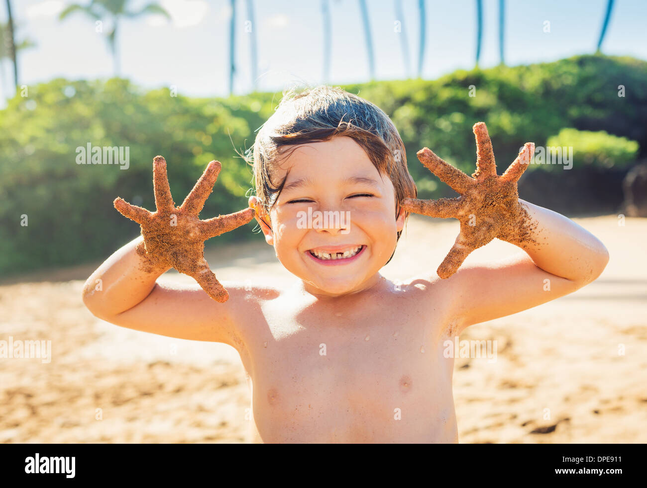 Boy happy face hi-res stock photography and images - Alamy