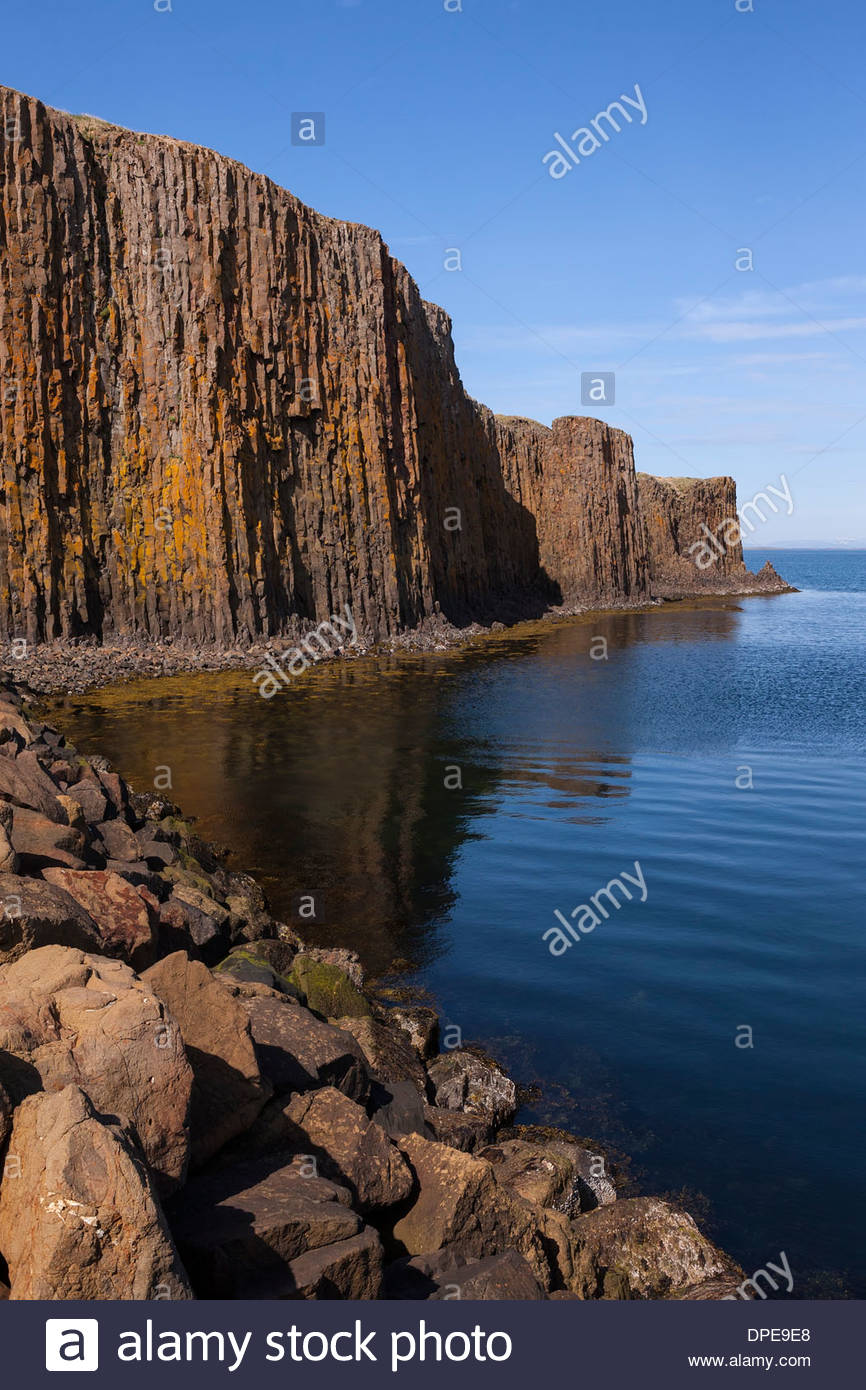 Towering Rocks High Resolution Stock Photography and Images - Alamy